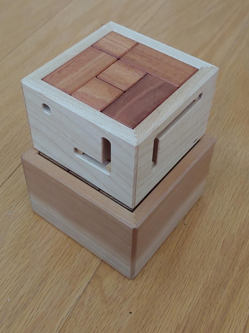 Strugg L and Scramb L by Juno